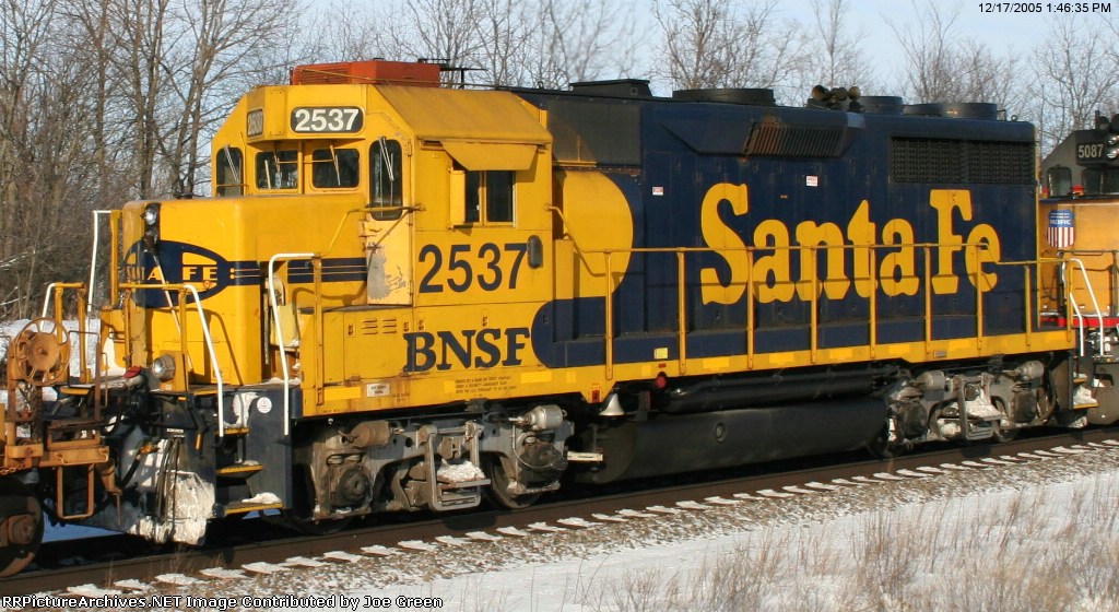 BNSF 2537